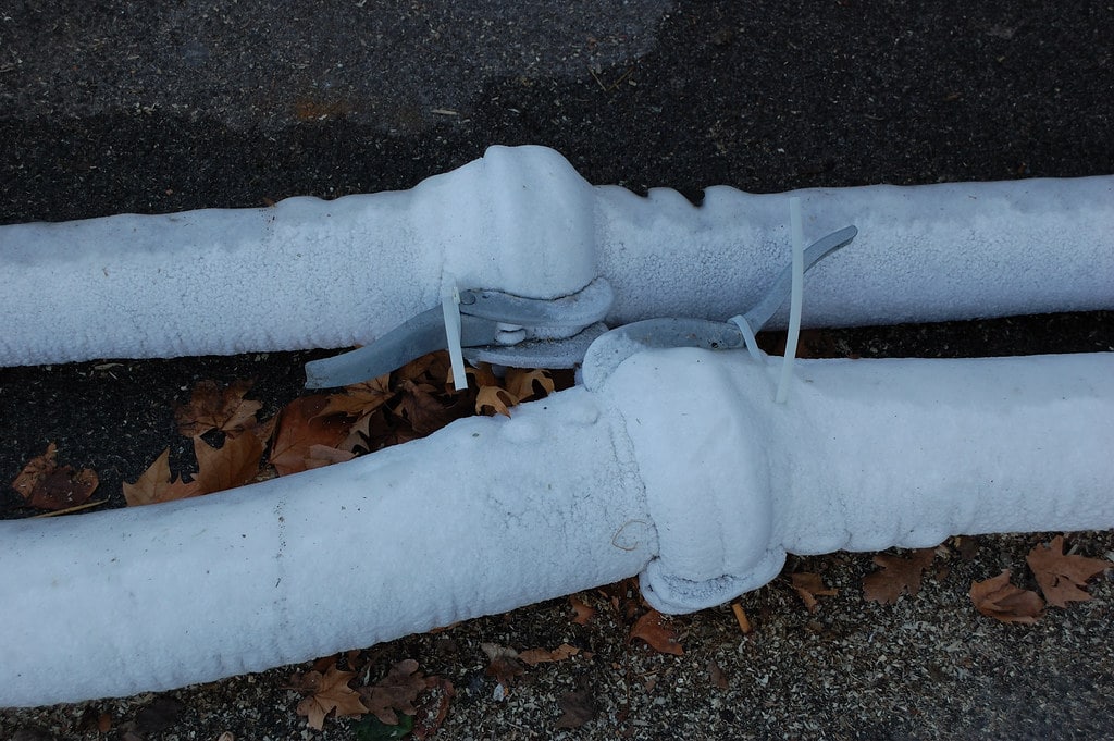 3 Helpful Tips to Prevent Broken & Frozen Pipes in Winter